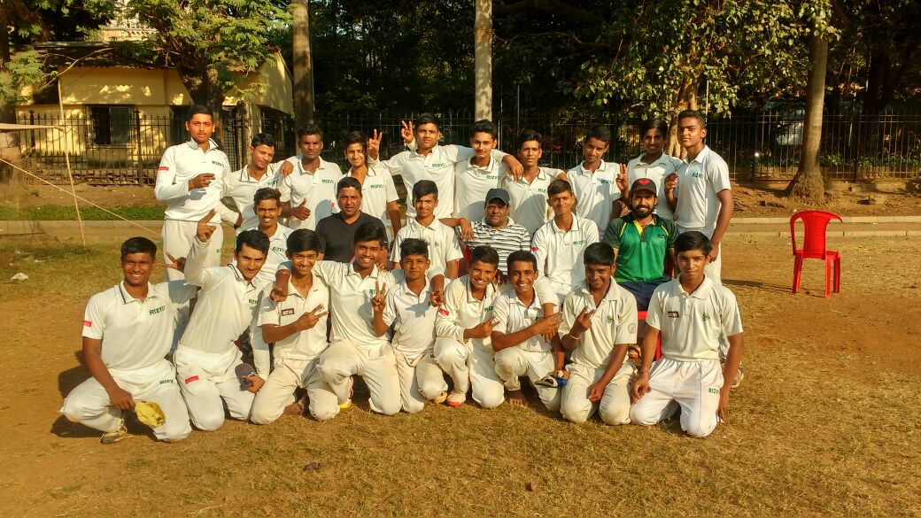 Rizvi Clinches a close victory over SVIS in a performance filled match ...